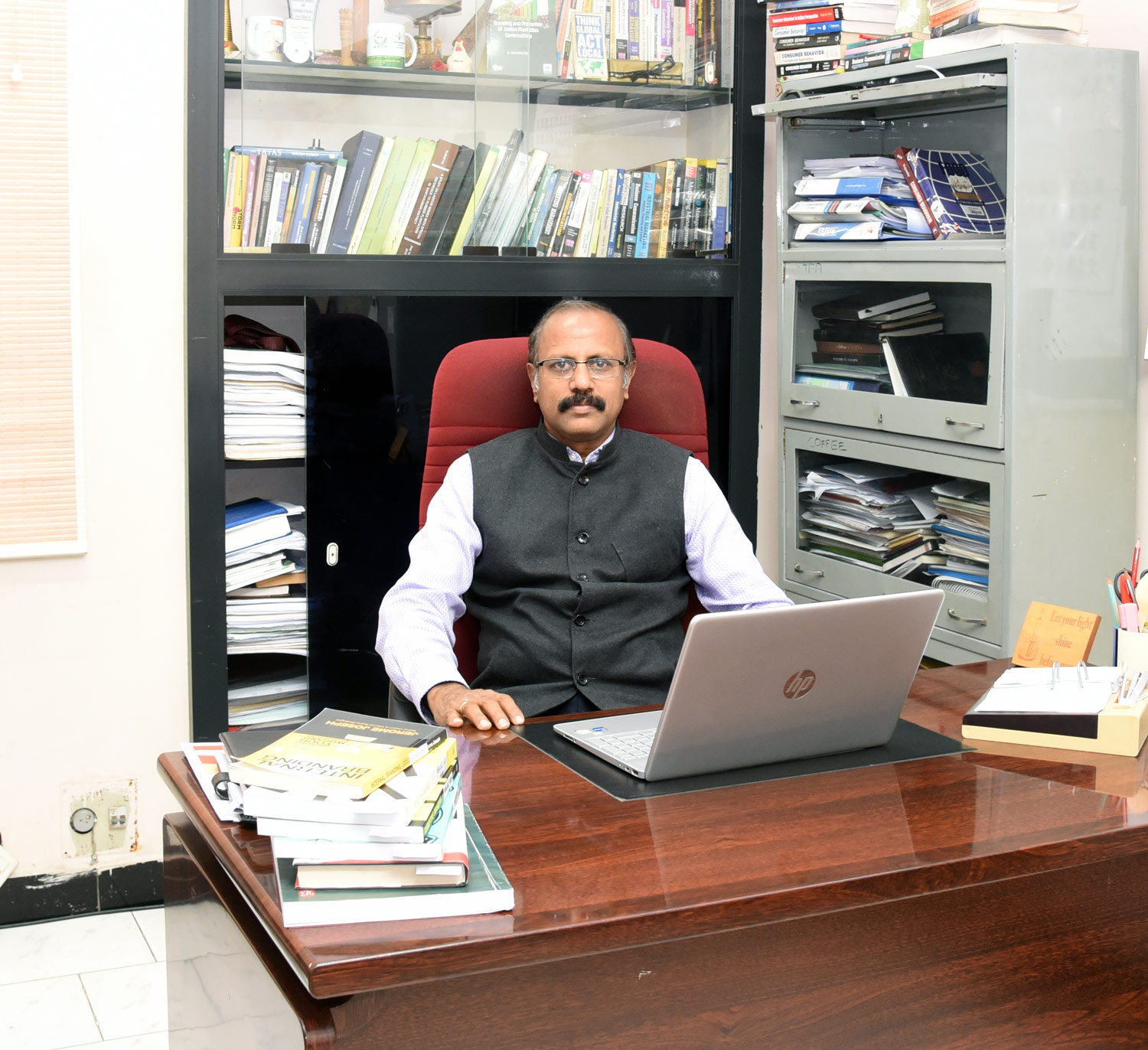 Dr. John Mano Raj. S - IIPMB